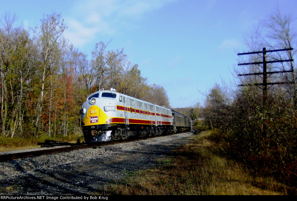 DLW 664 and 663 at Lehigh Summit